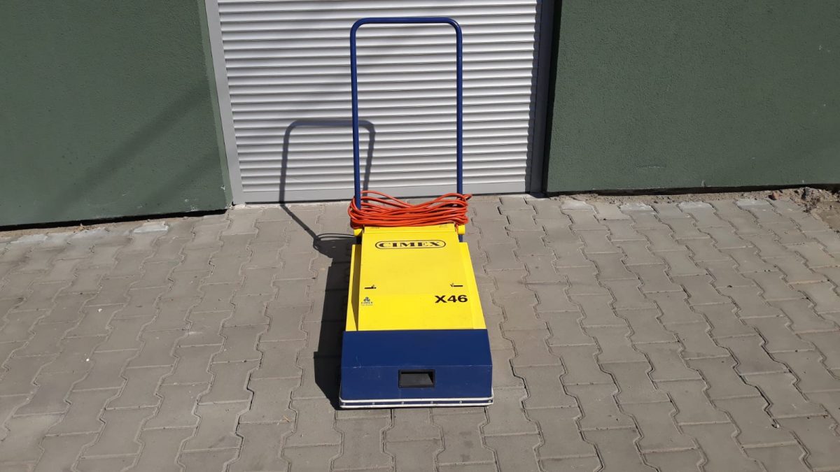 Odkurzacz do schodów ruchomych CIMEX X46 - Tanie-szorowarki.pl