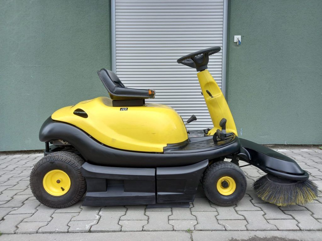 Zamiatarka spalinowa KARCHER KMR 1000 T - Tanie-szorowarki.pl